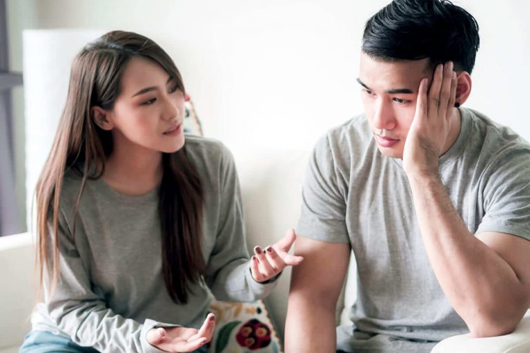 Ghen tuông là gì? Cách kiểm soát cơn ghen trong tình yêu