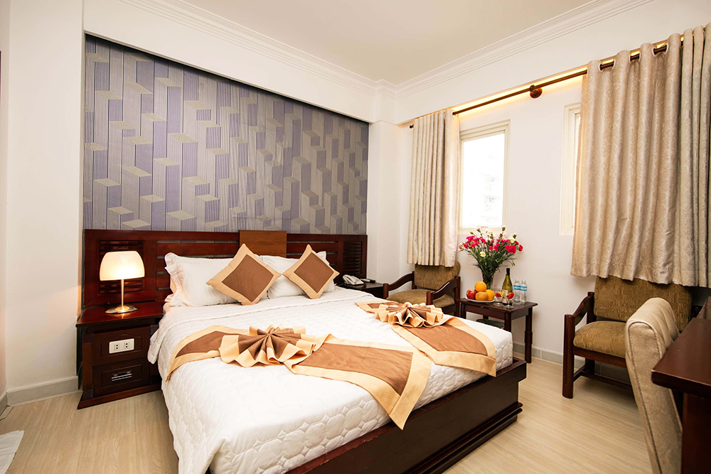 Top 10 khách sạn gần phố đi bộ Nguyễn Huệ sang xịn mịn